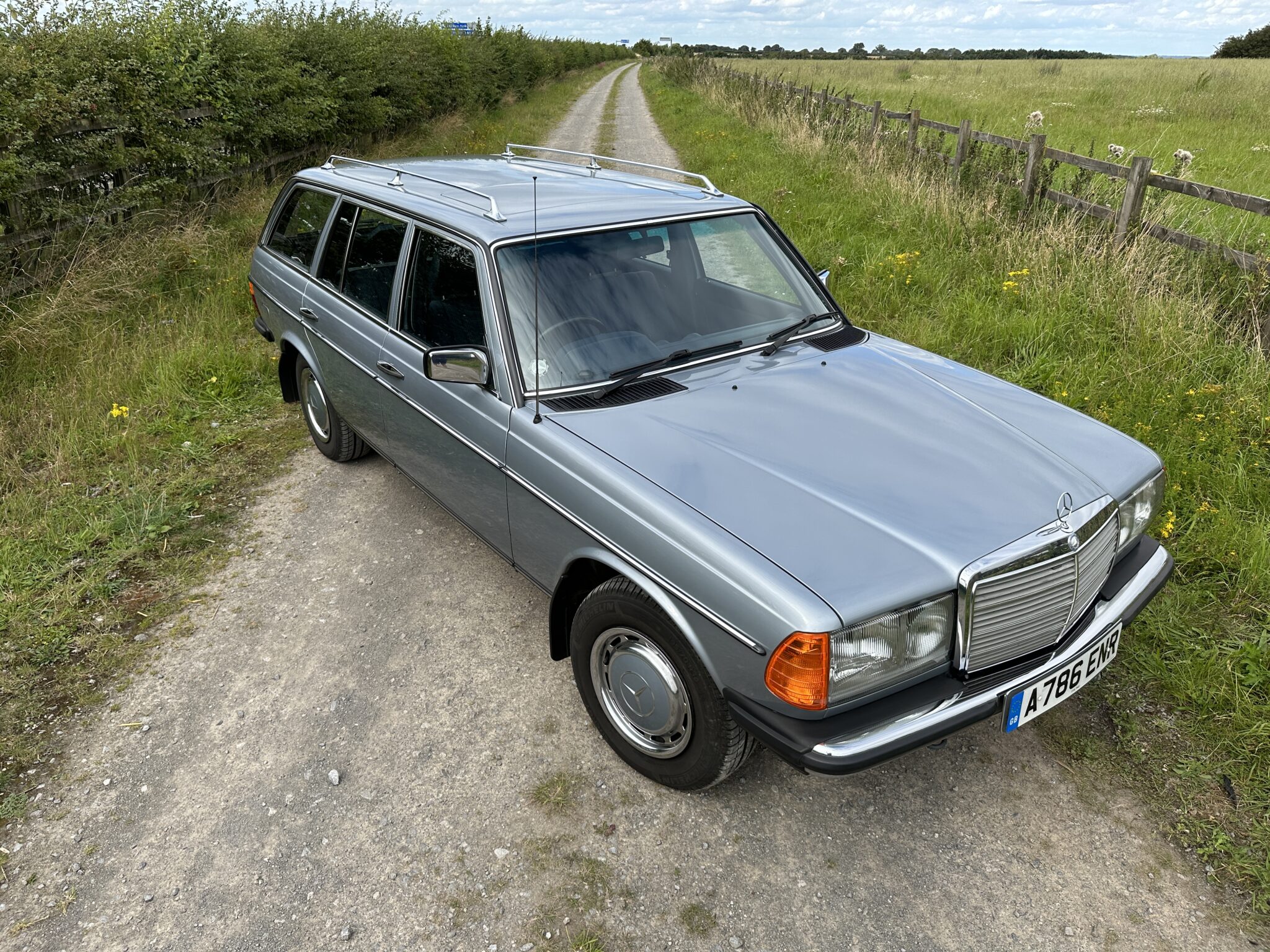 1983 Mercedes 230TE Estate (W123) Manual 32,000 miles - Yorkshire ...