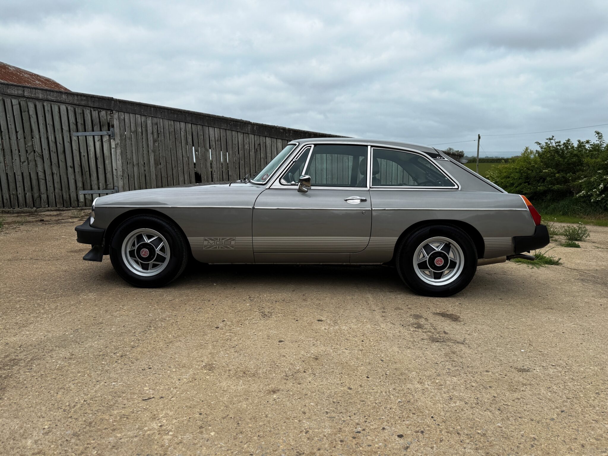 1981 MGB GT LE (2.0L IVOR SEARLE FUEL INJECTED) - Yorkshire Classic ...