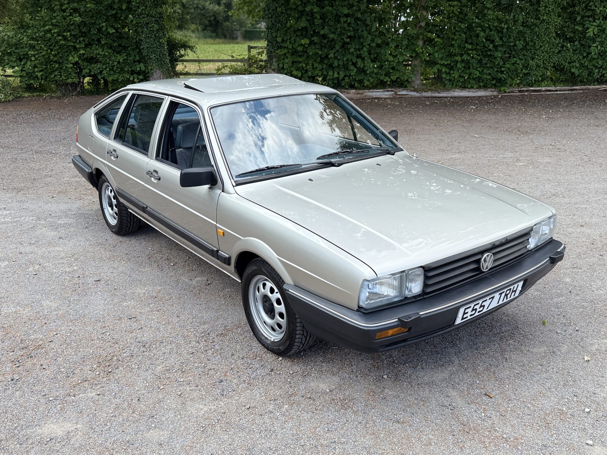 1988 Volkswagen Passat B2 GL5 Hatchback - Yorkshire Classic & Sports Cars